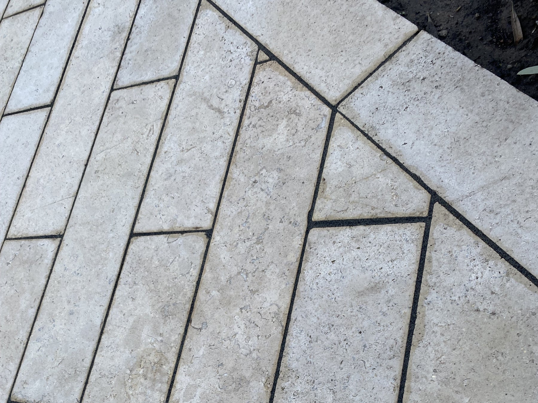 Edging Setts/Planks | Granite, Porcelain & More