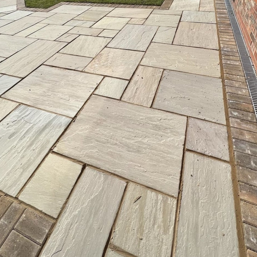 Natural Stone Paving | Nationwide Delivery Options