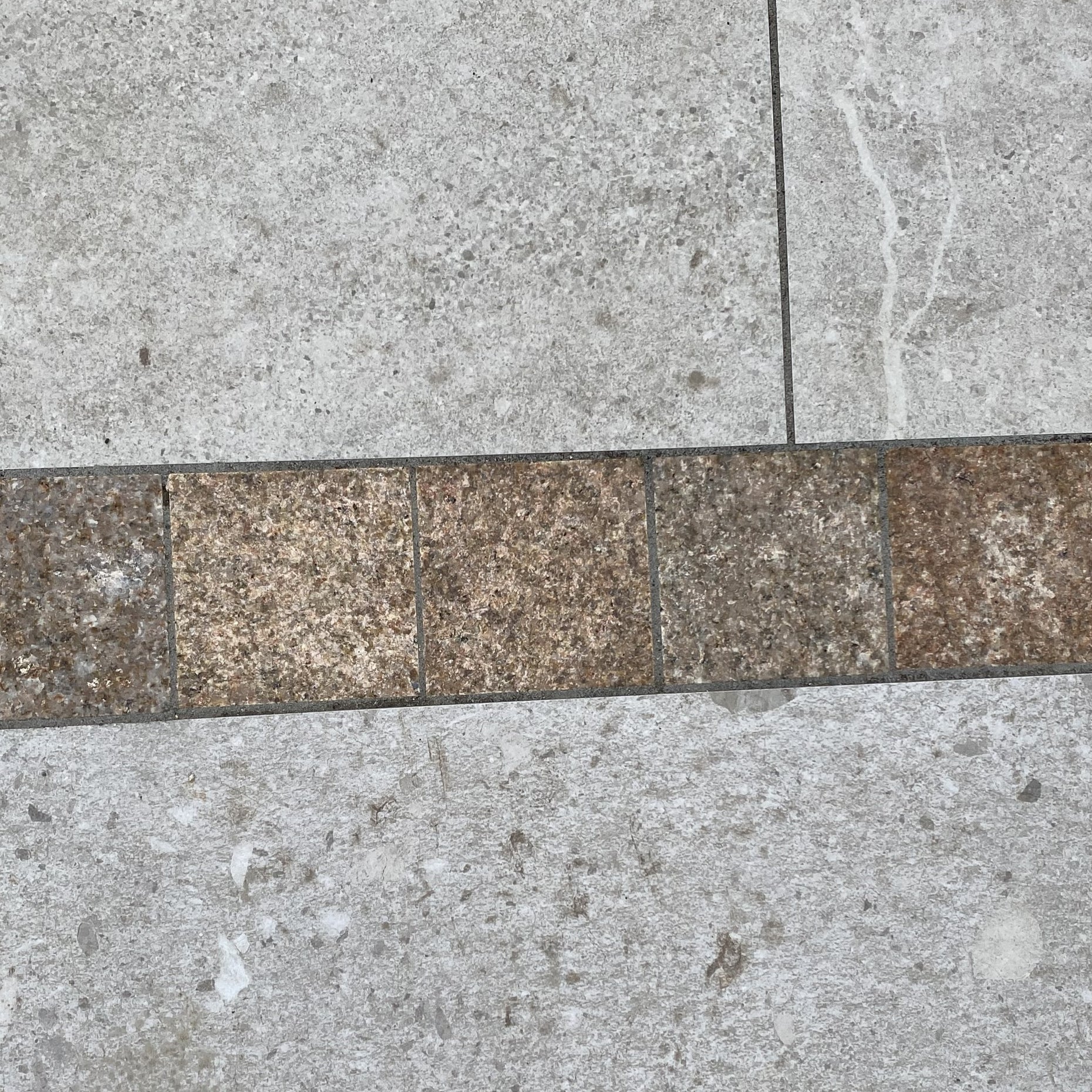 Edging Setts/Planks | Granite, Porcelain & More