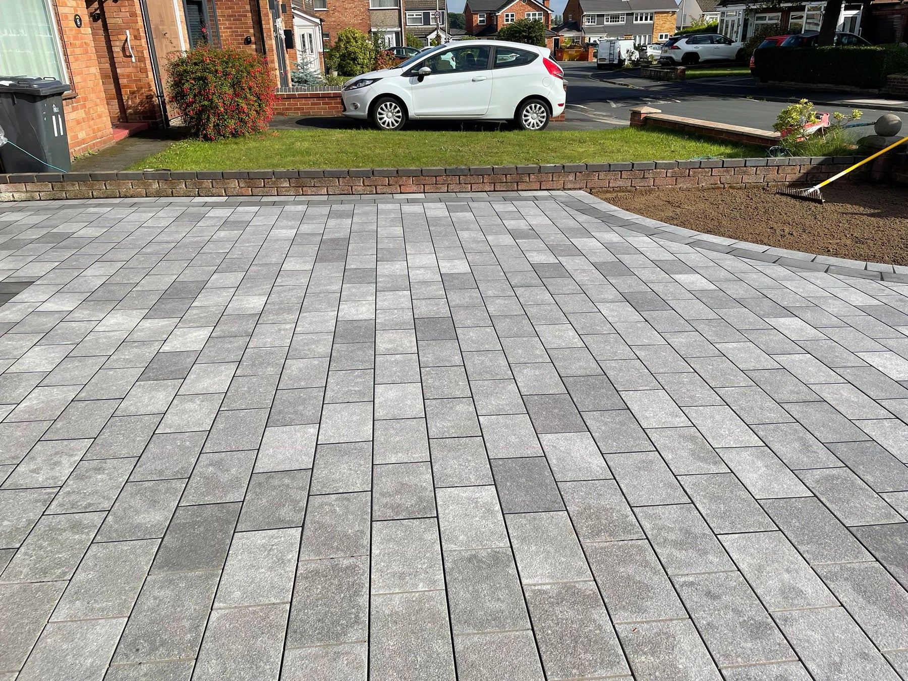 Castille Porfido Grey, 300 x 200mm | Nationwide Delivery